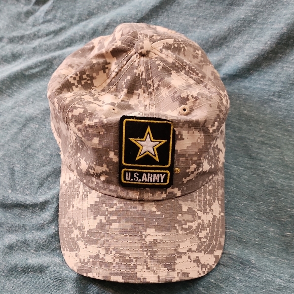 U.S. Army | Accessories | Us Army Digital Camo Hat With Star Patch ...